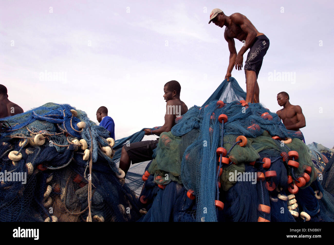 AFRICA GHANA TRAVEL SCENIC CULTURE FISHING NETS Stock Photo - Alamy