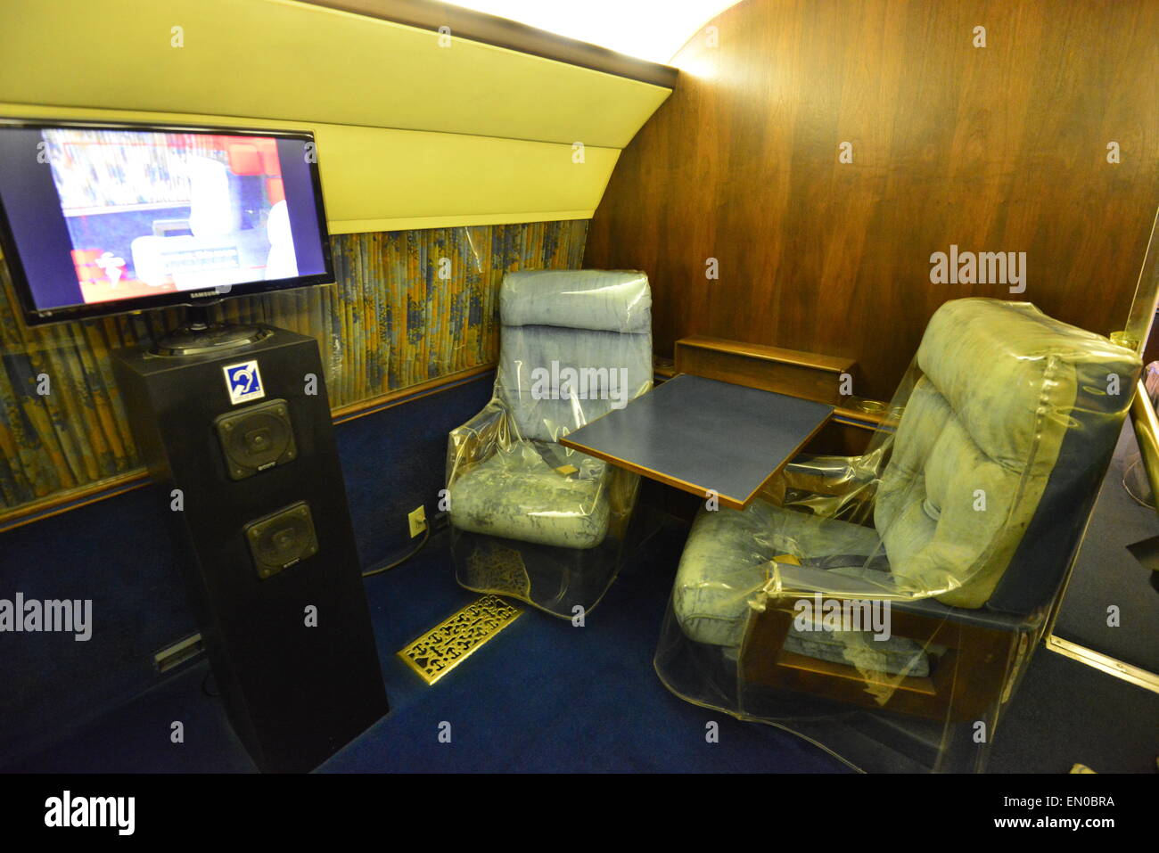Lisa marie convair private jet hi-res stock photography and images - Alamy