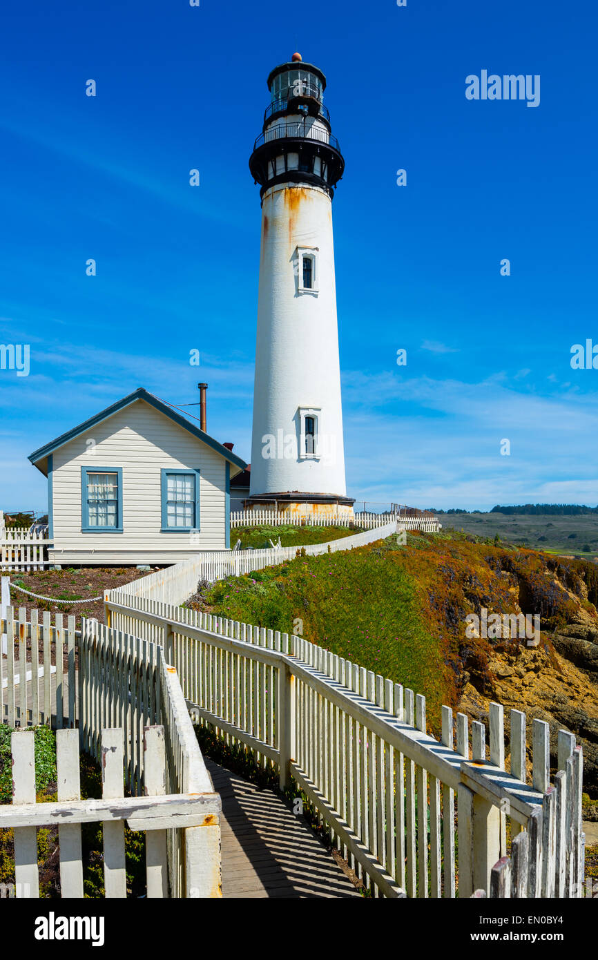 Pigeon point lighthouse hi-res stock photography and images - Alamy