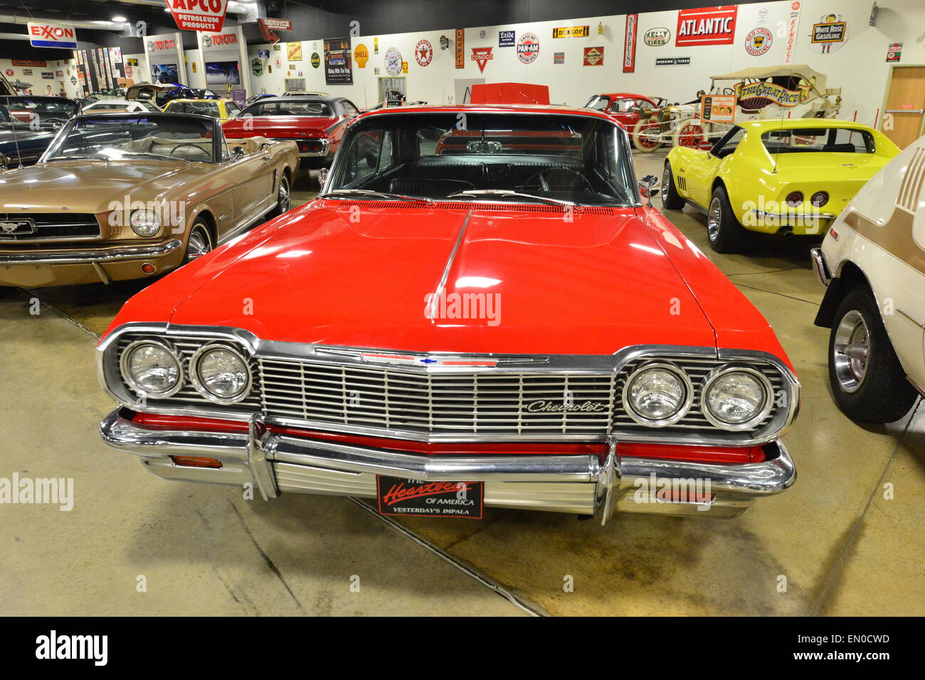A red classic car Stock Photo - Alamy