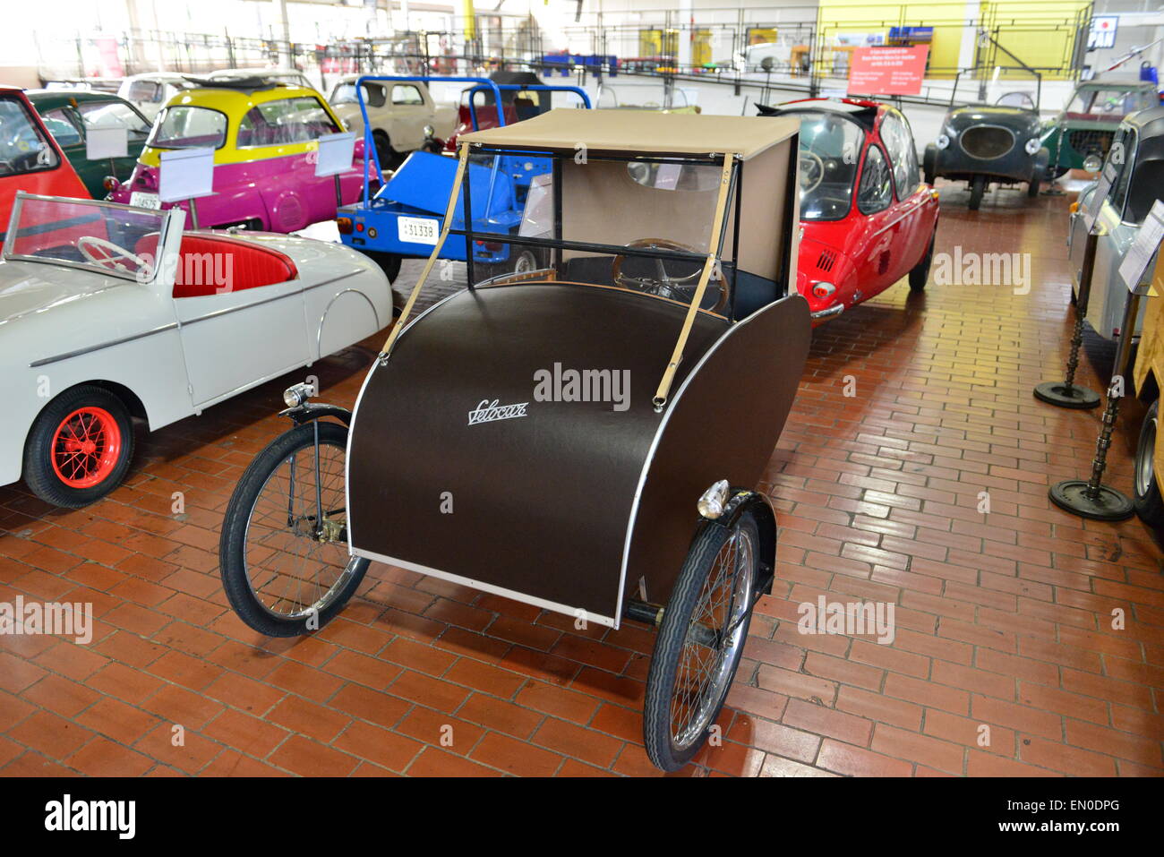 Micro cars at a museum in Nashville Stock Photo - Alamy
