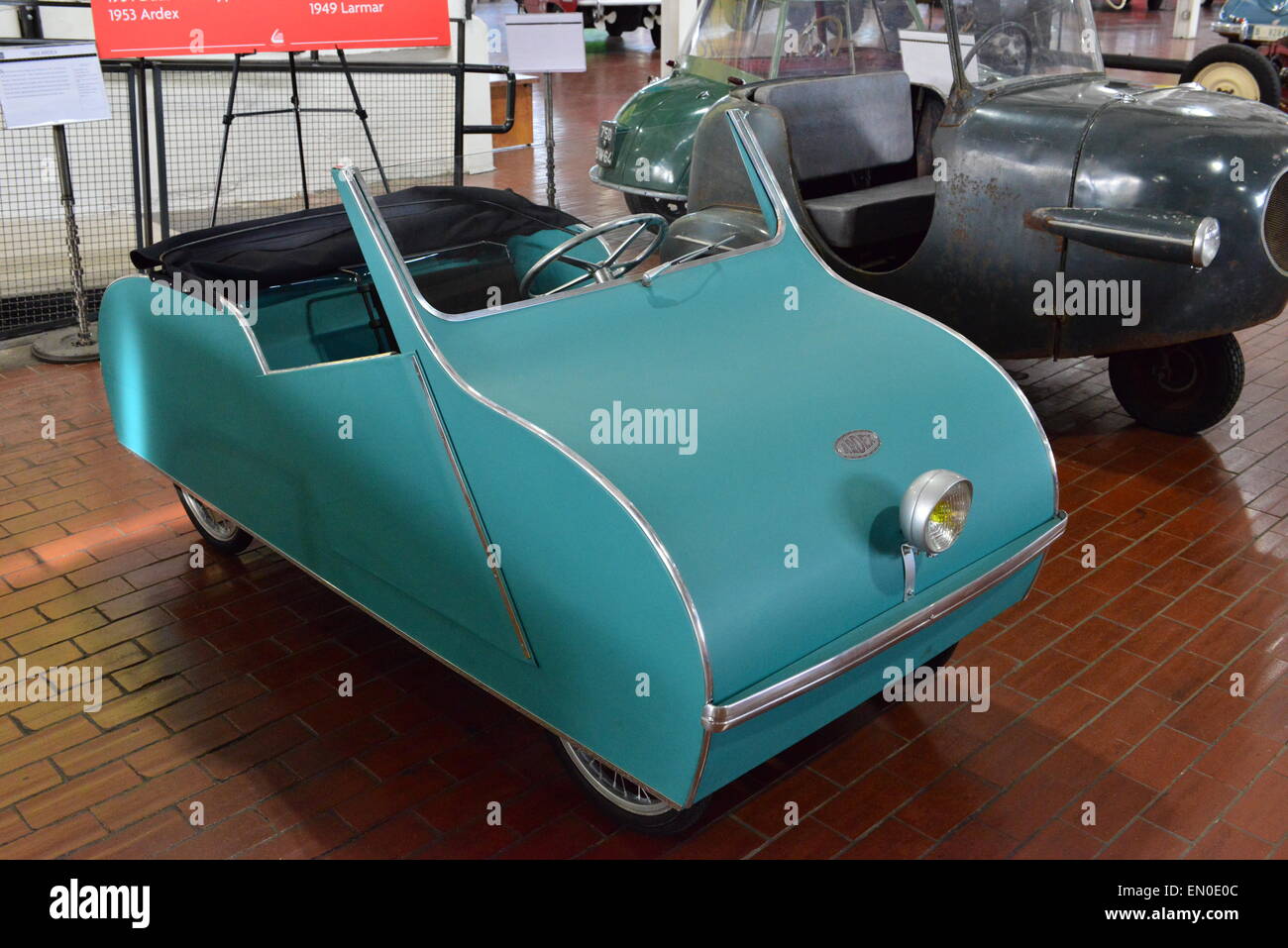 Microscopic sized hi-res stock photography and images - Alamy