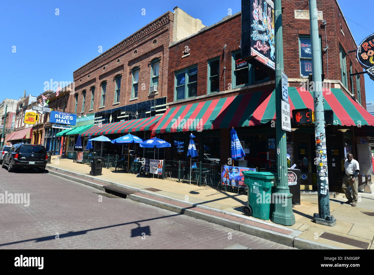 Memphis road signs hi-res stock photography and images - Alamy