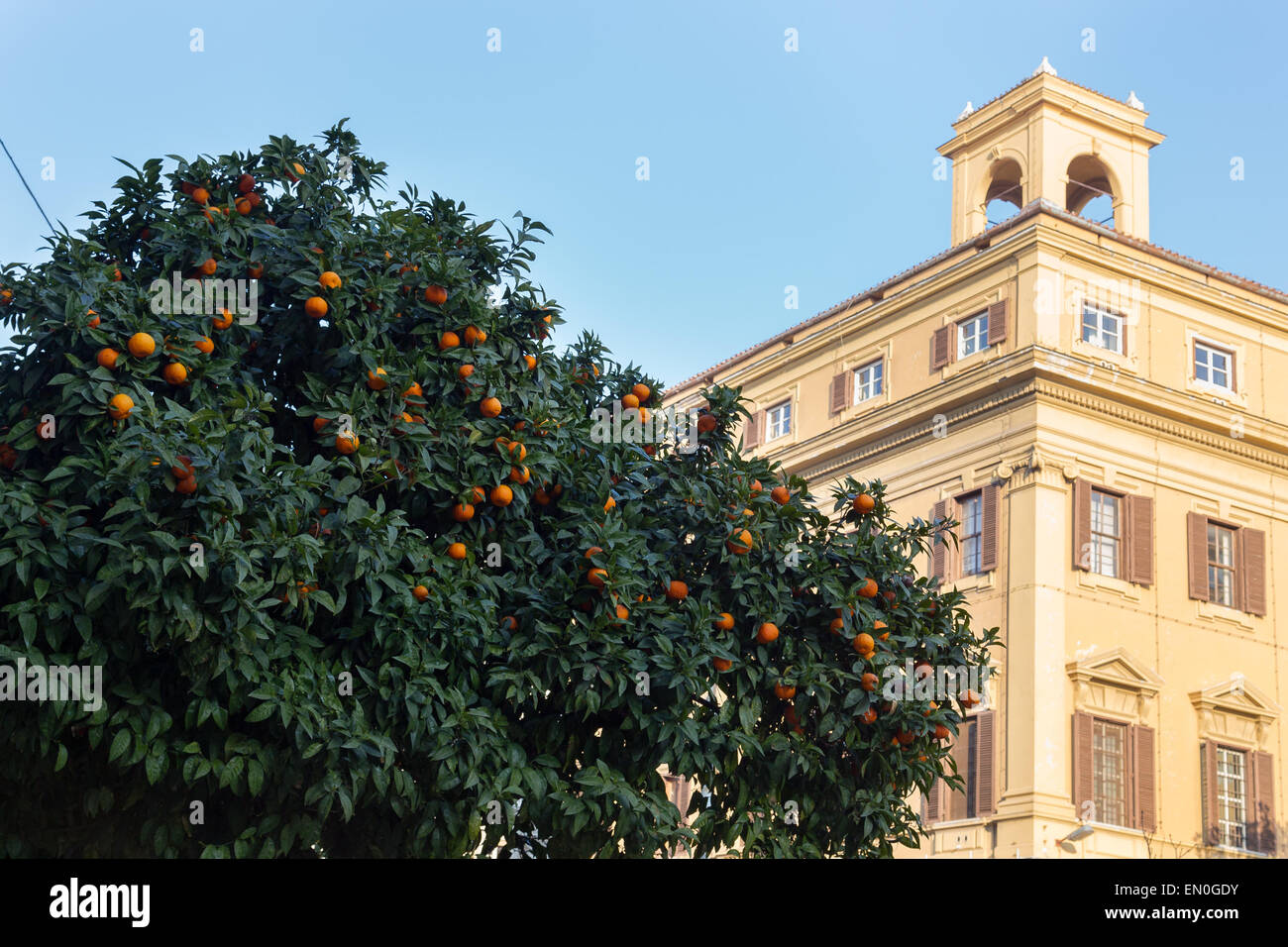 Rome architecture hi-res stock photography and images - Alamy