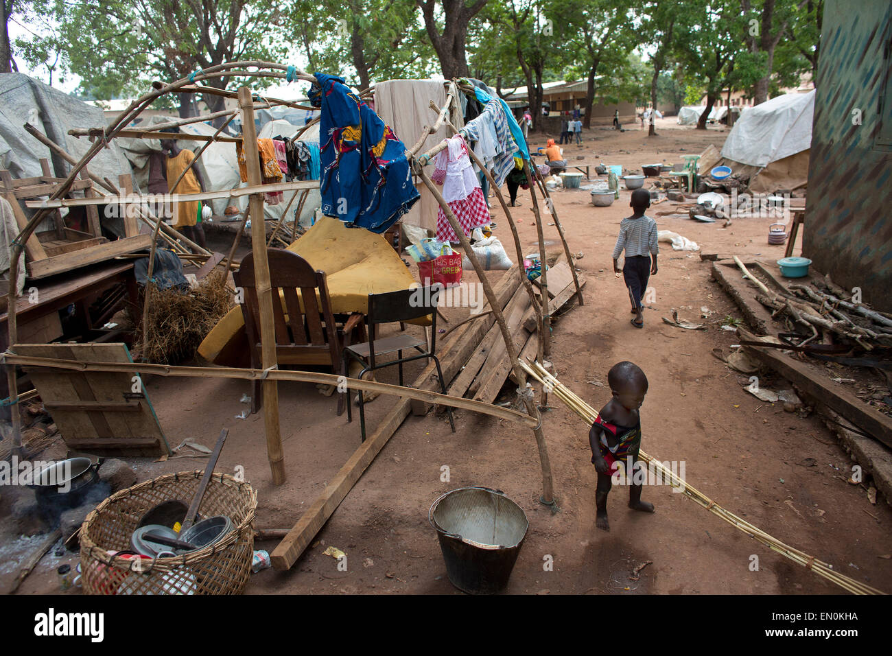 Starving children in africa hi-res stock photography and images - Alamy
