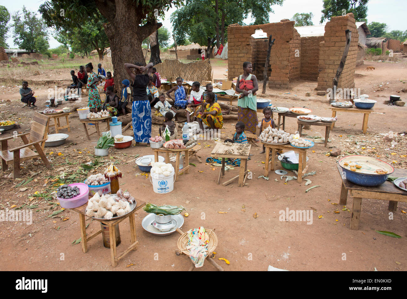 Car market place hi-res stock photography and images - Alamy