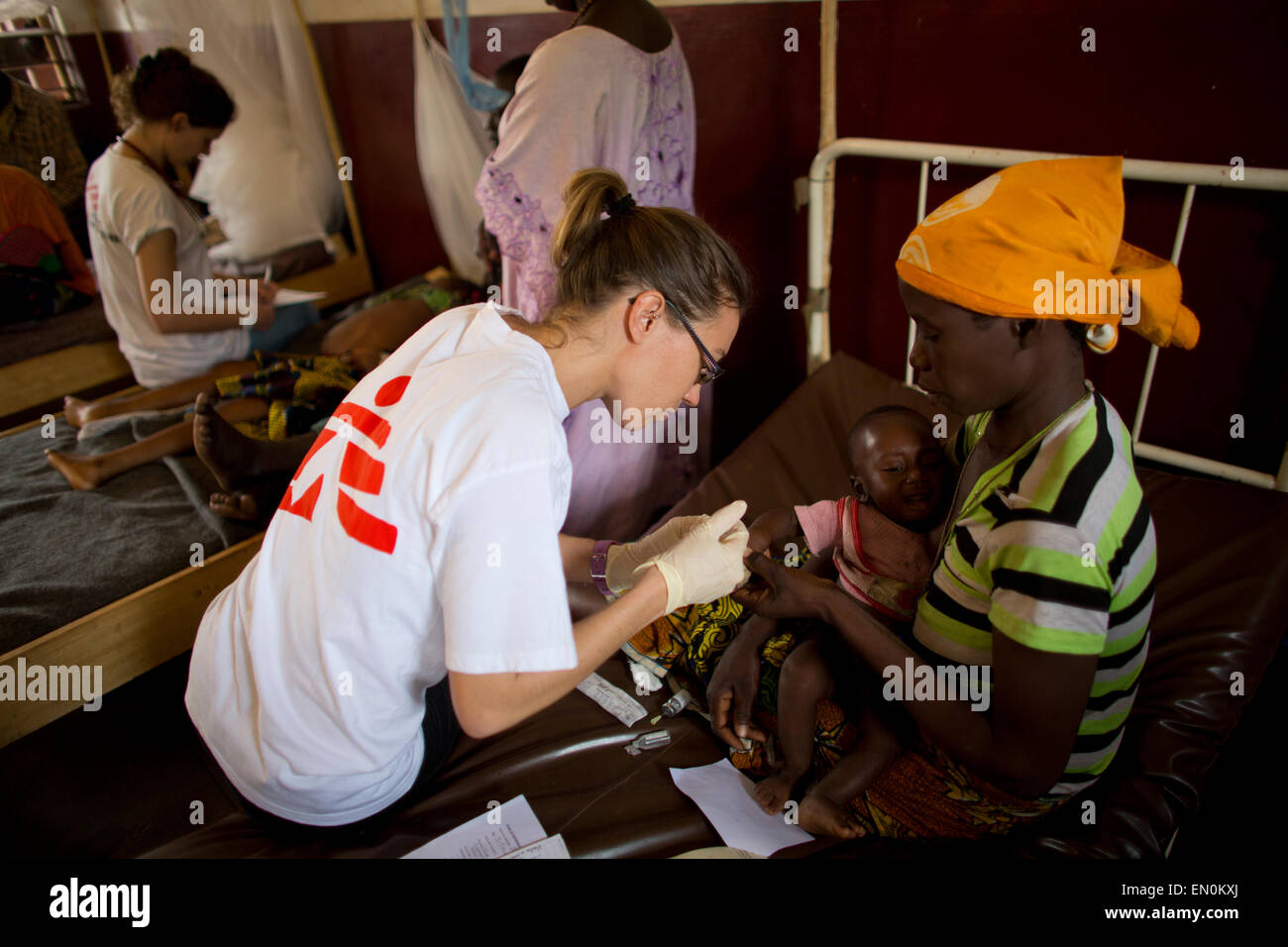 Africa hospital ward patients beds hi-res stock photography and images ...