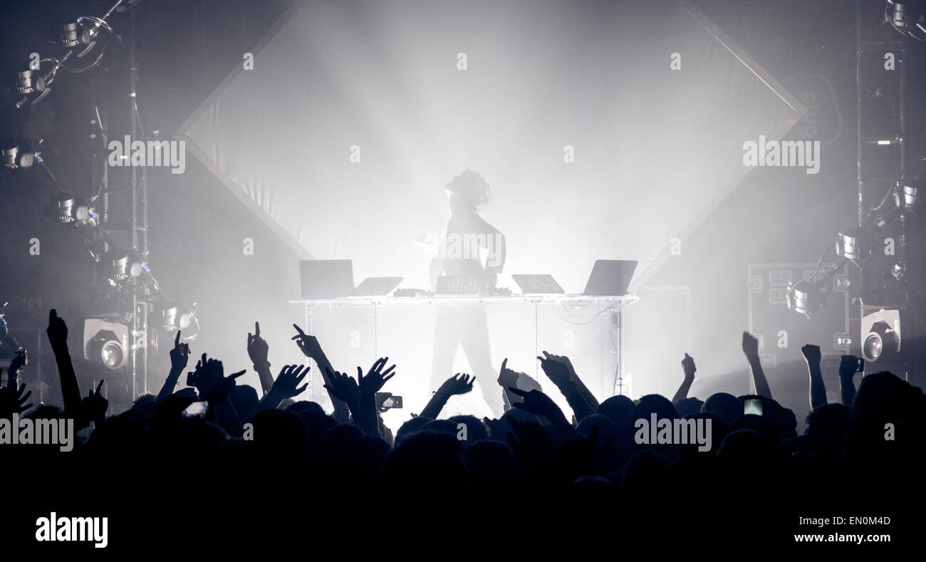 Stage live show performance band playing hi-res stock photography and ...