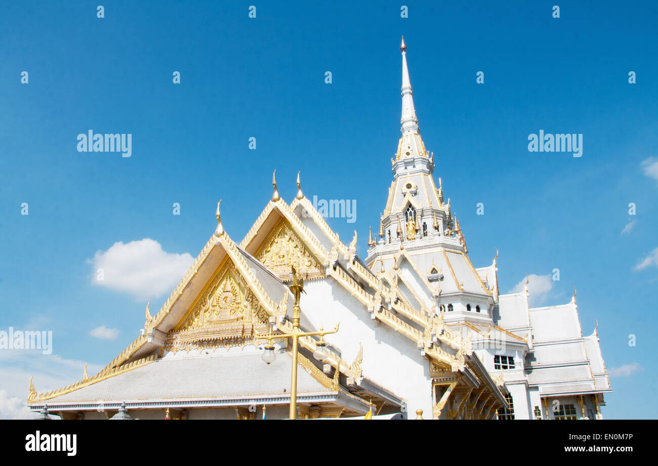 white temple at Wat Sothorn temple, Thailand Stock Photo - Alamy