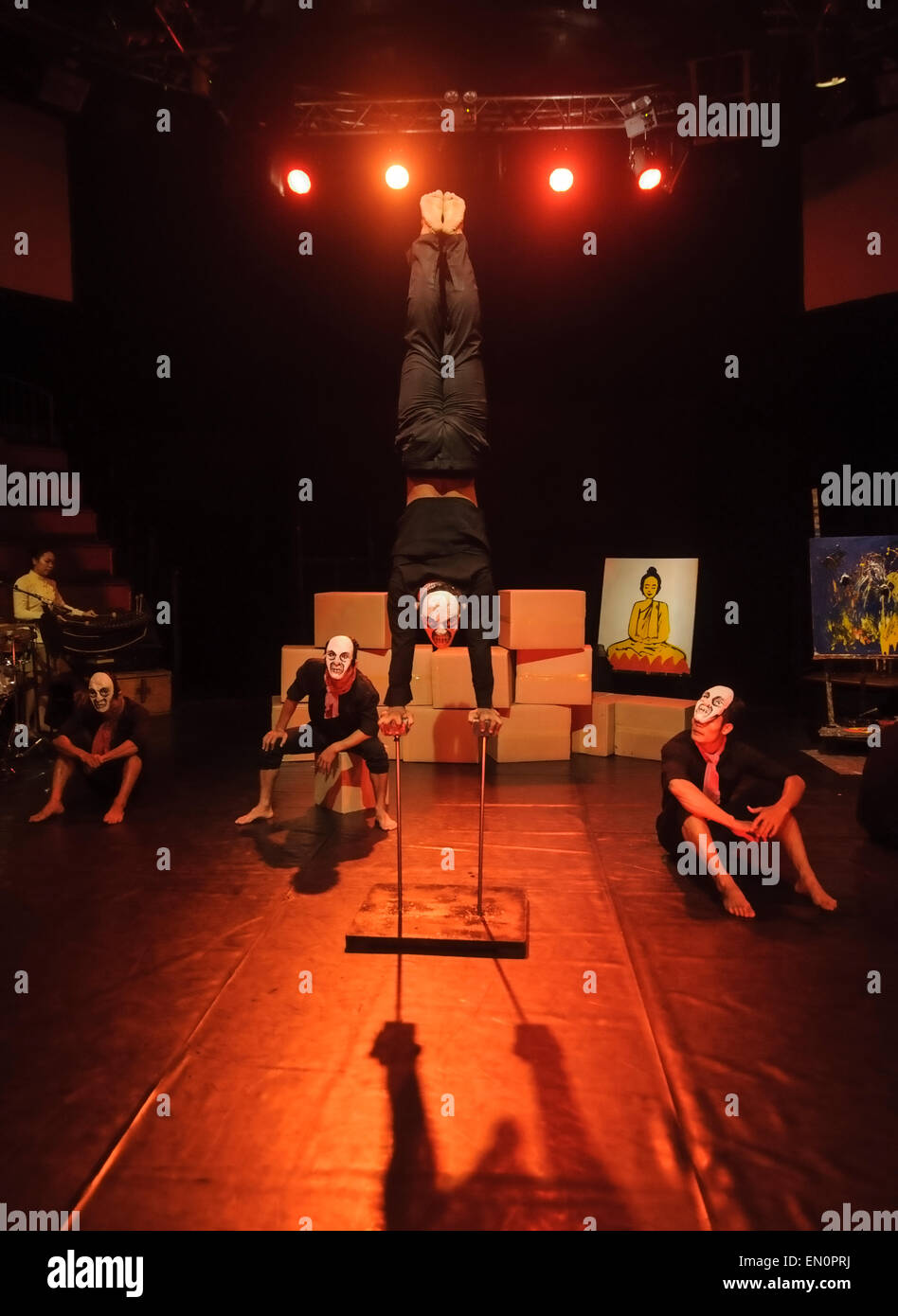 Phare, The Cambodian Circus in Siem Reap Stock Photo - Alamy