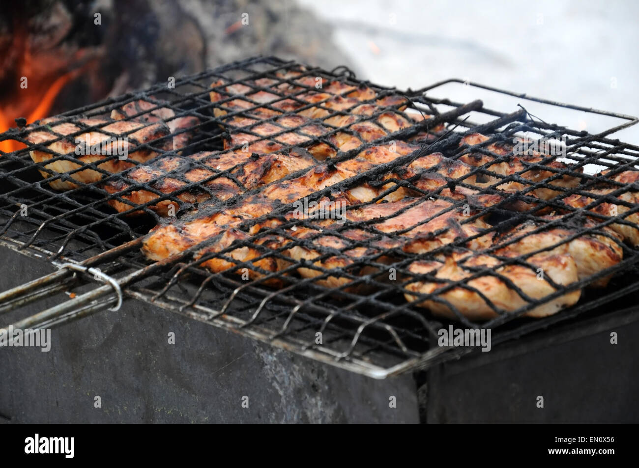 Bbq in winter hi-res stock photography and images - Alamy