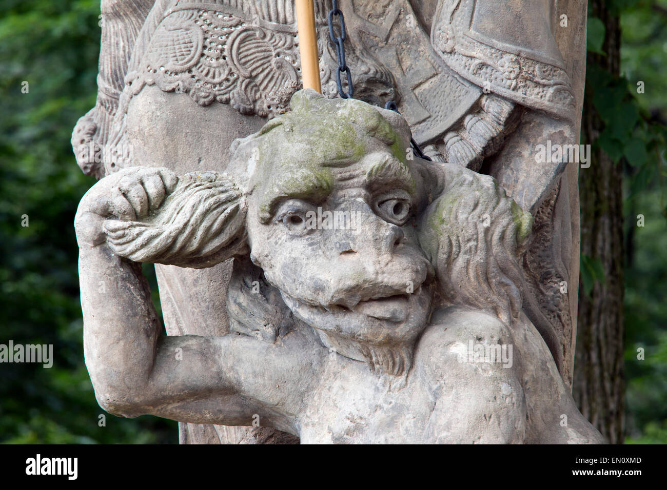Statue devil hi-res stock photography and images - Alamy