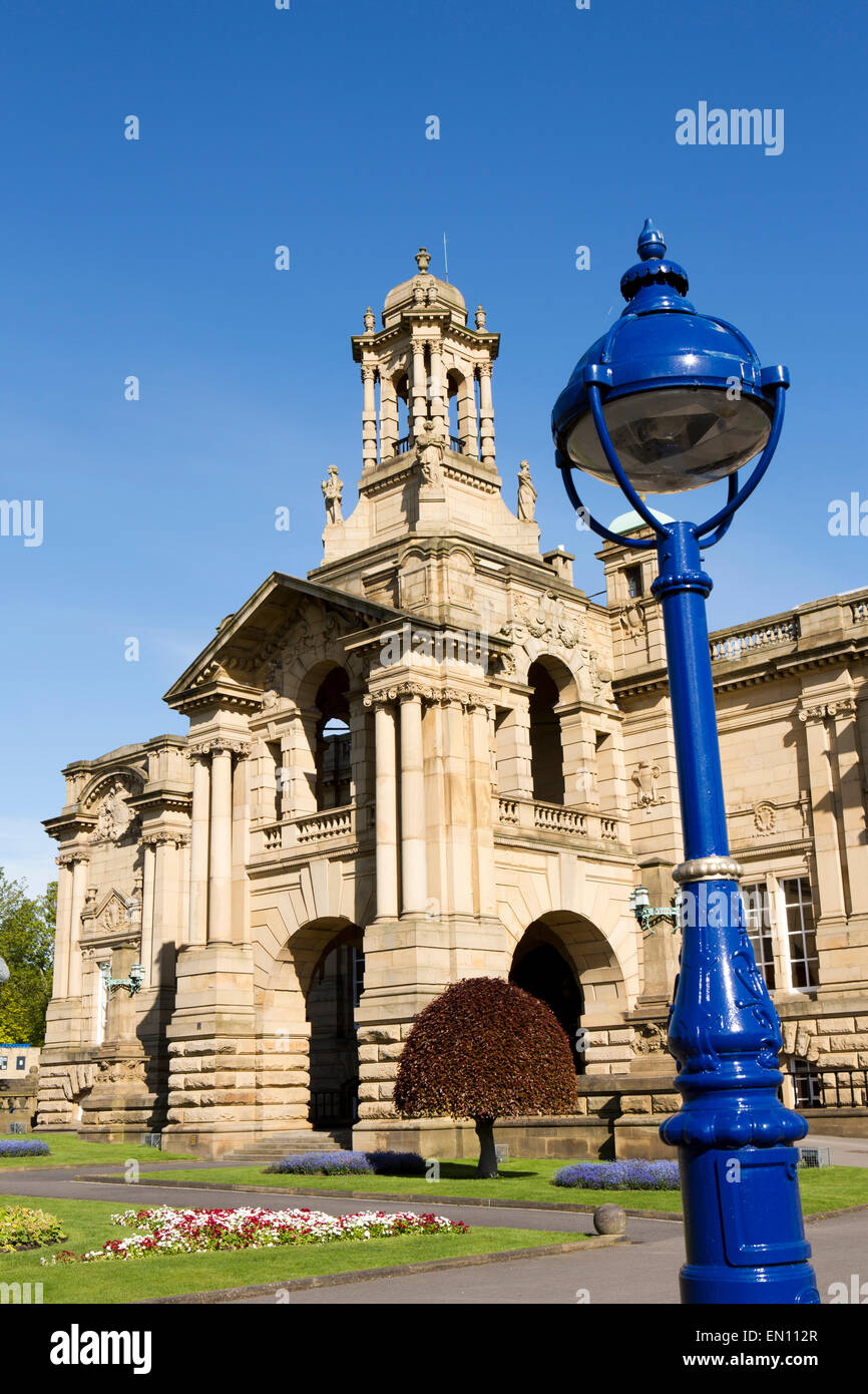 Lister park bradford hi-res stock photography and images - Alamy