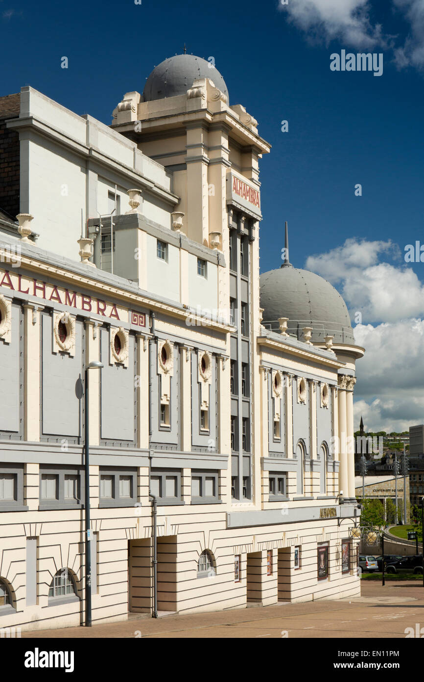 Morley town hall hi-res stock photography and images - Alamy