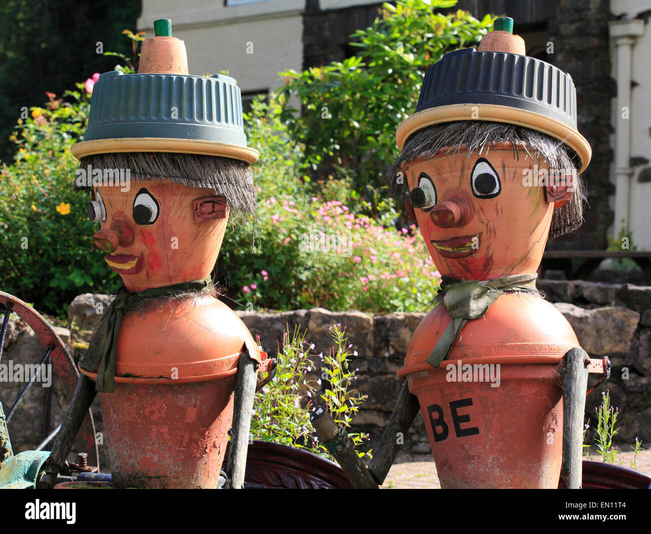 Flower pot men hi-res stock photography and images - Alamy