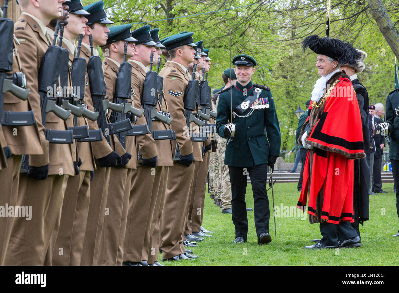 Soldiers from British Army Regiment The Rifles march through the ...
