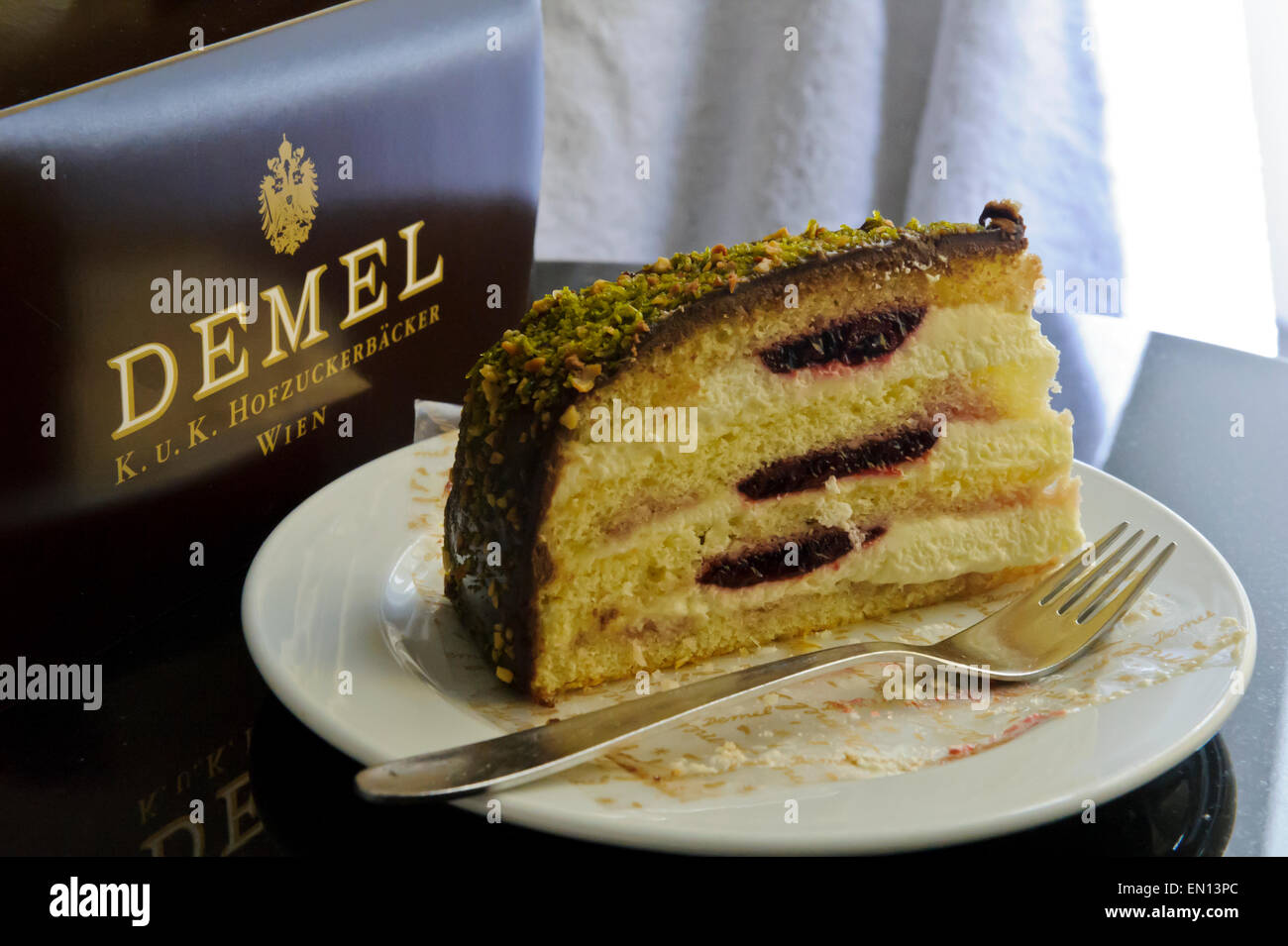 Layered cakes hi-res stock photography and images - Alamy