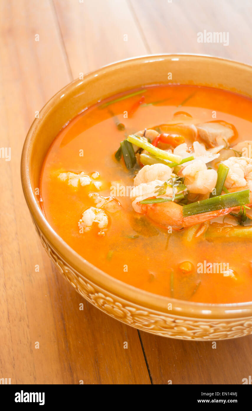 Tom Yum Kung thai spicy seafood soup Stock Photo - Alamy