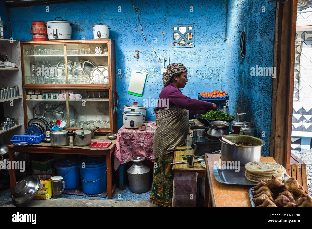 Tibetan traditional kitchen hi-res stock photography and images - Alamy