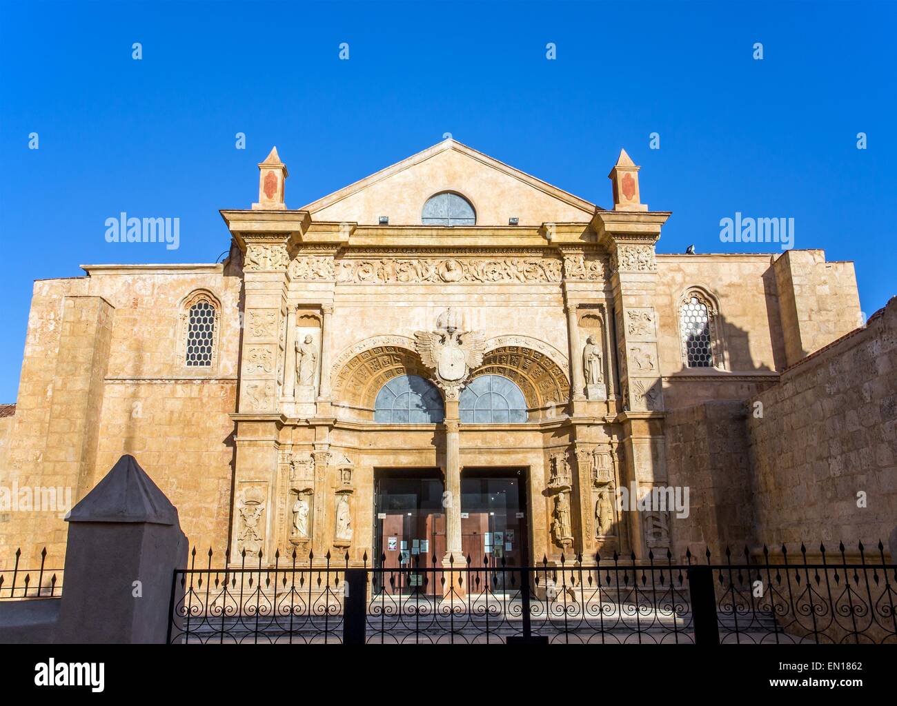Old cathedral in Santo Domingo, Dominican Republic Stock Photo - Alamy