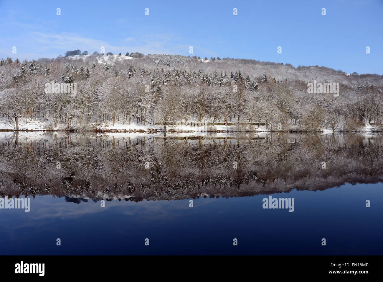 Damflask reservoir hi-res stock photography and images - Alamy