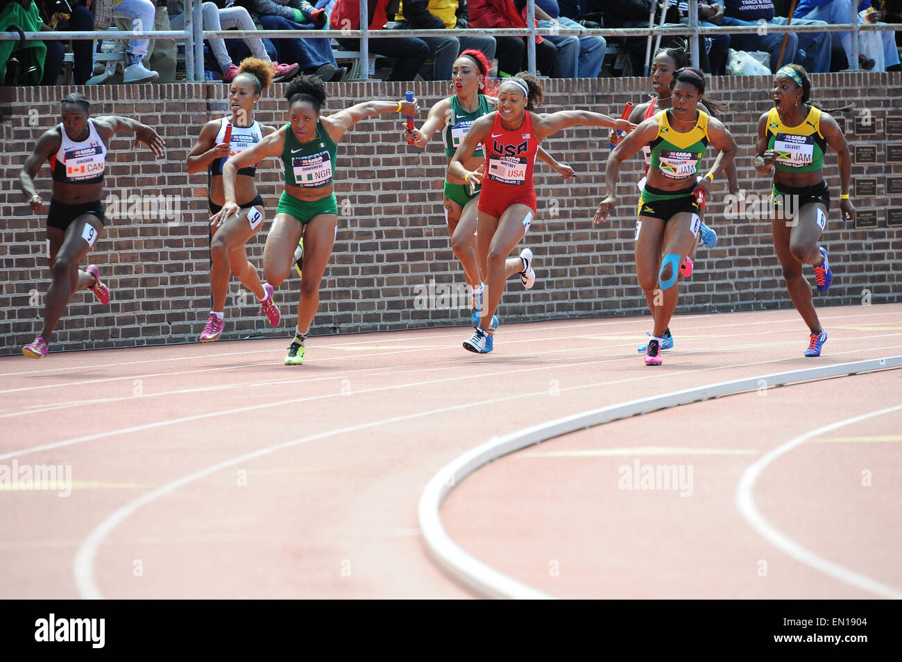 Philadelphia, Pennsylvania, USA. 25th Apr, 2015. Team USA running ...