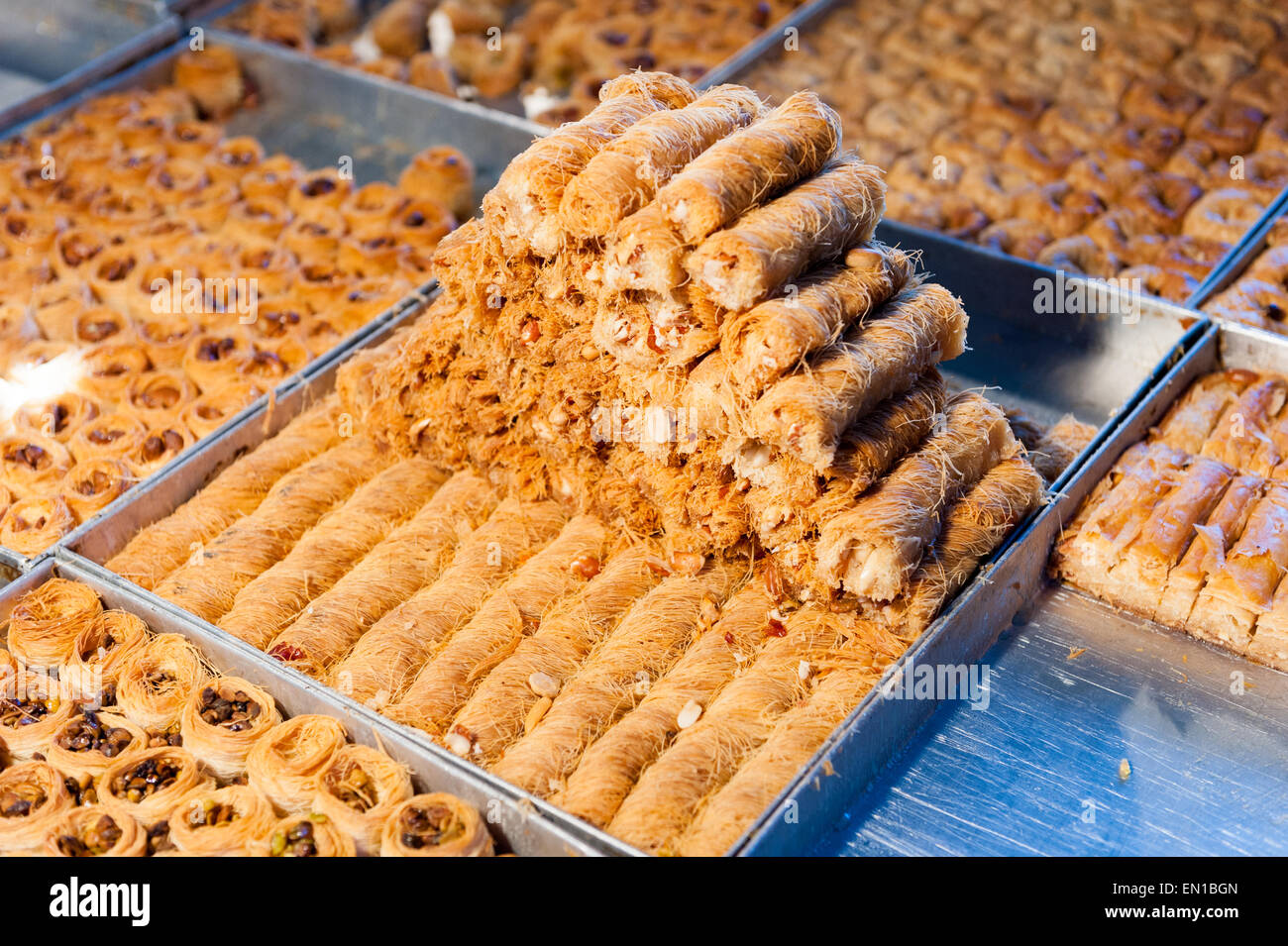 Israel, Tel Aviv, Baklava in shuk ha'carmel Stock Photo - Alamy