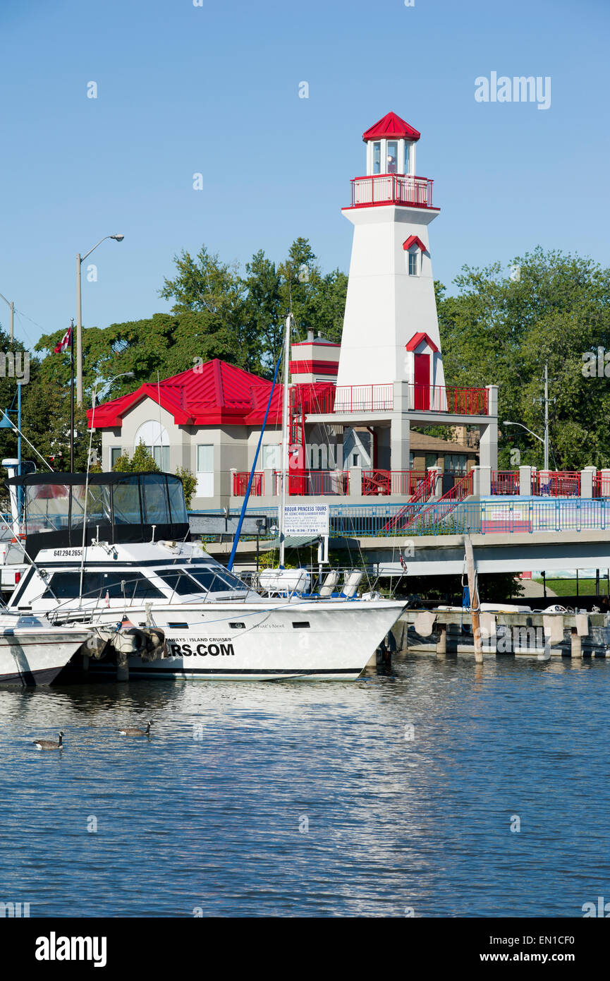 Port credit lighthouse mississauga ontario hi-res stock photography and ...