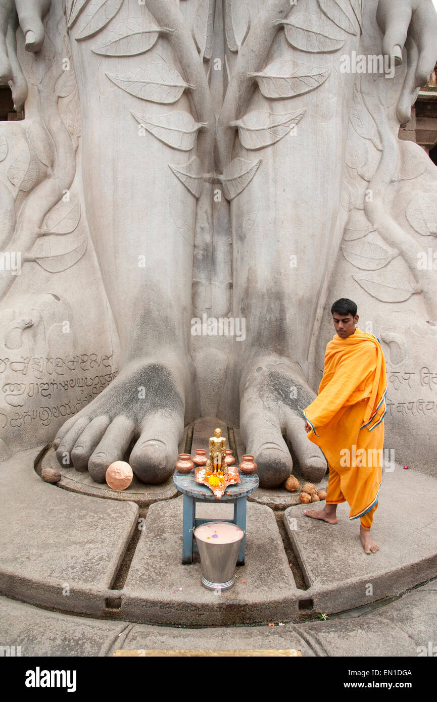 Gommateshwara temple High Resolution Stock Photography and Images - Alamy