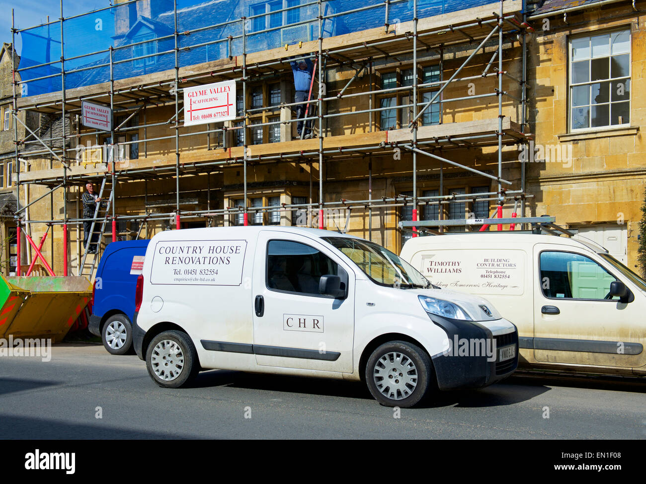 Scaffolding van hi-res stock photography and images - Alamy