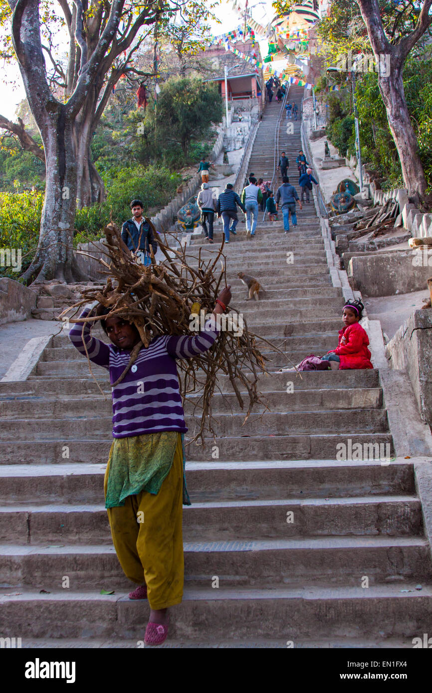 Homeless child nepal hi-res stock photography and images - Alamy