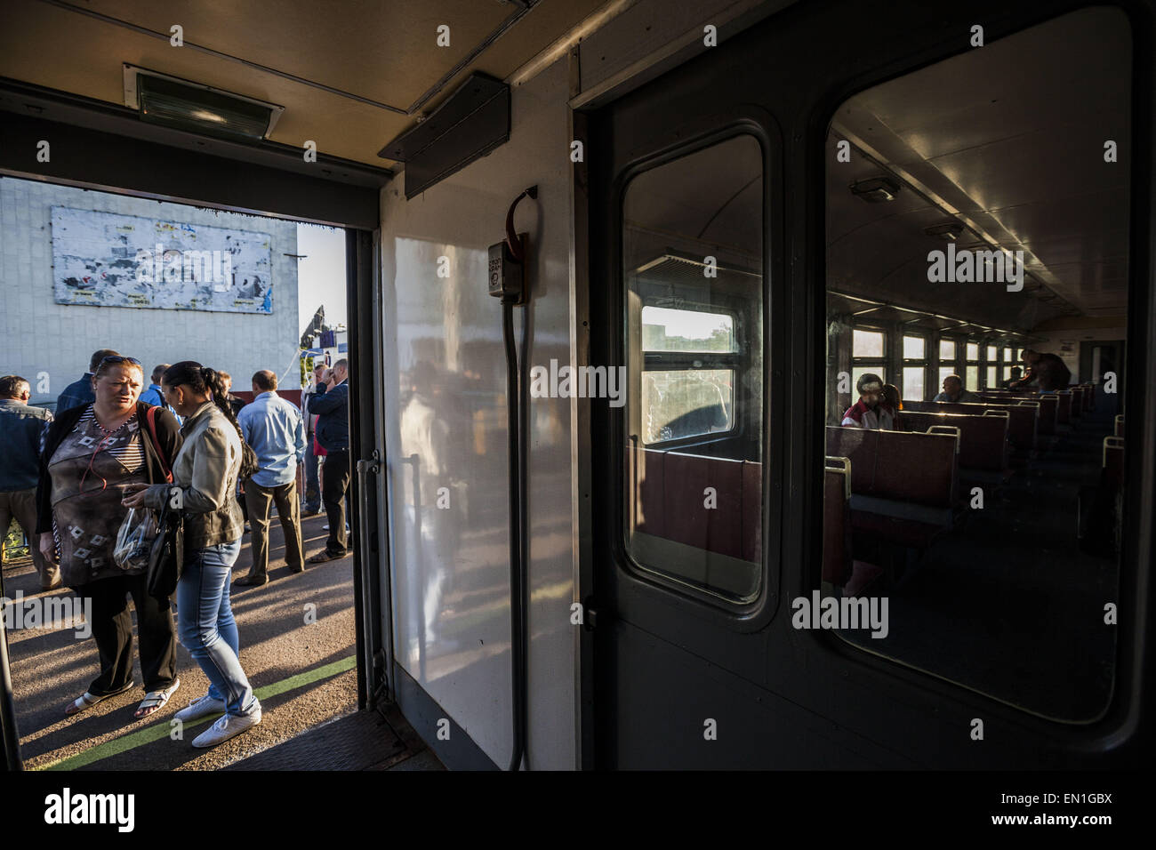 Slavutych, Ukraine. 29th Aug, 2014. Workers of the Chernobyl nuclear ...