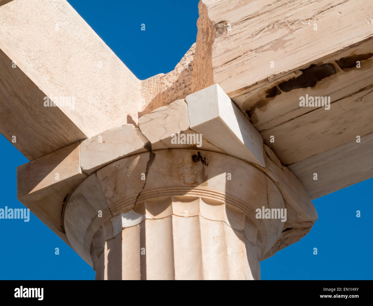 Doric order hi-res stock photography and images - Alamy