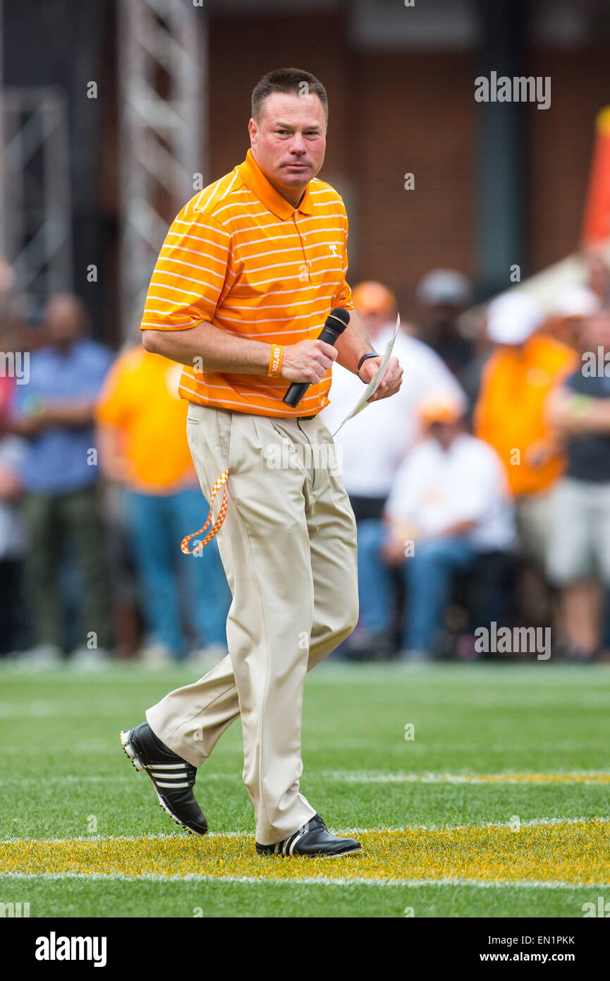 Head coach butch jones hi-res stock photography and images - Alamy