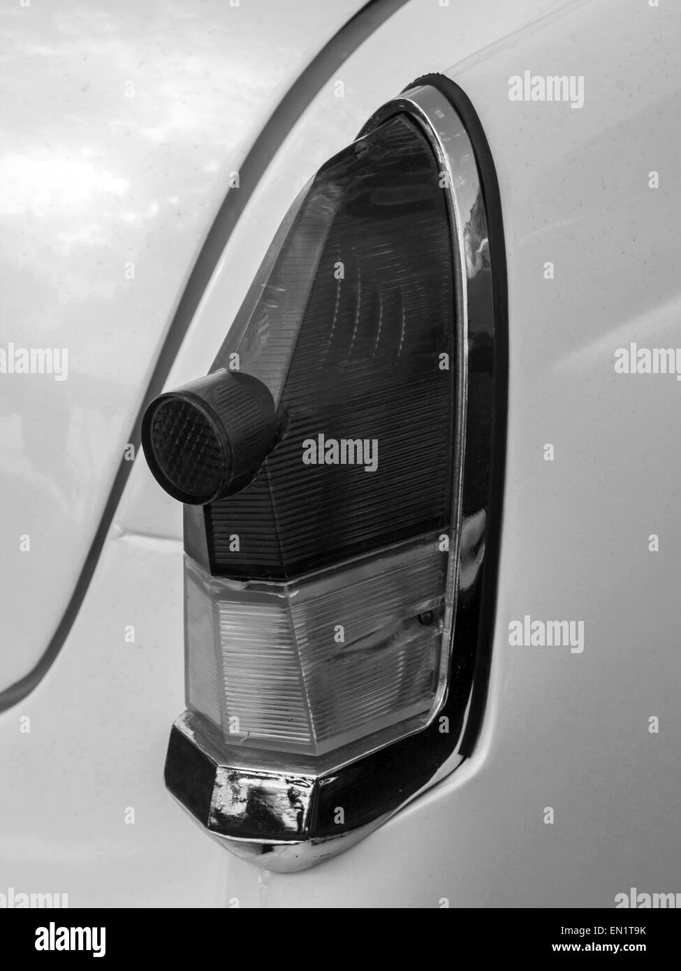 April 25, 2015 - Back lights of the car ''Volga'' GAZ-21 -- The Retro ...