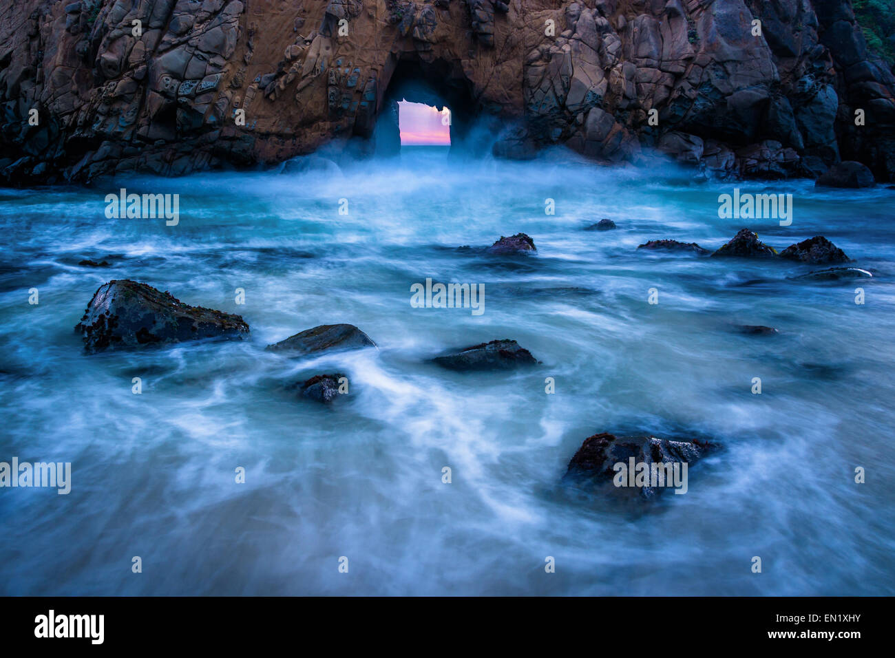 Keyhole beach hi-res stock photography and images - Alamy