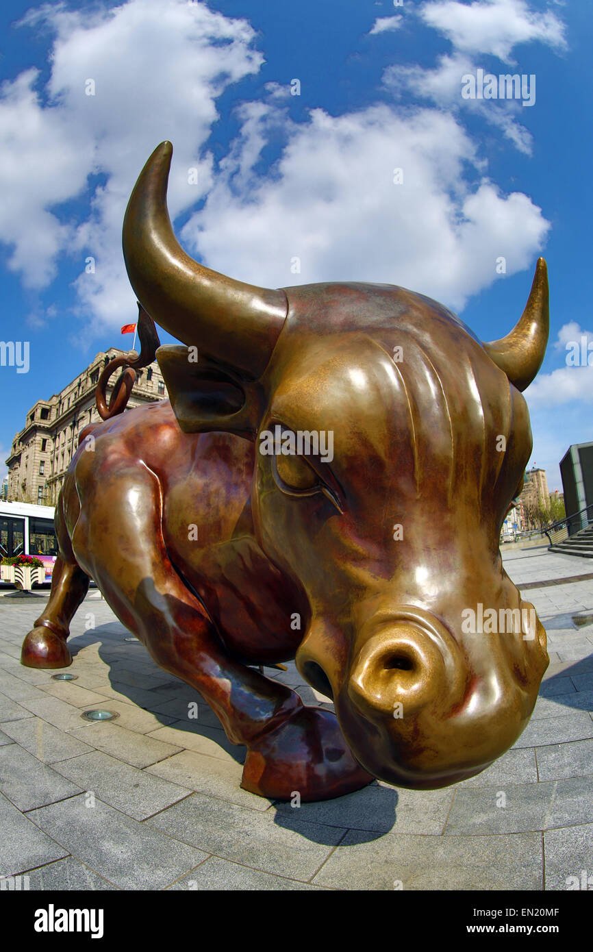 The Bund Bull on the Bund, Shanghai, China Stock Photo - Alamy