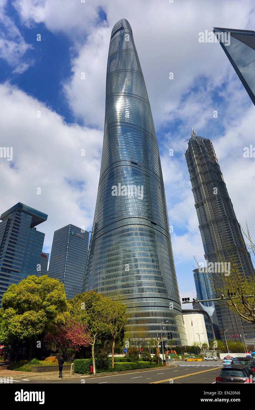 The Shanghai Central Tower skyscraper building in Luijiazui, Pudong ...