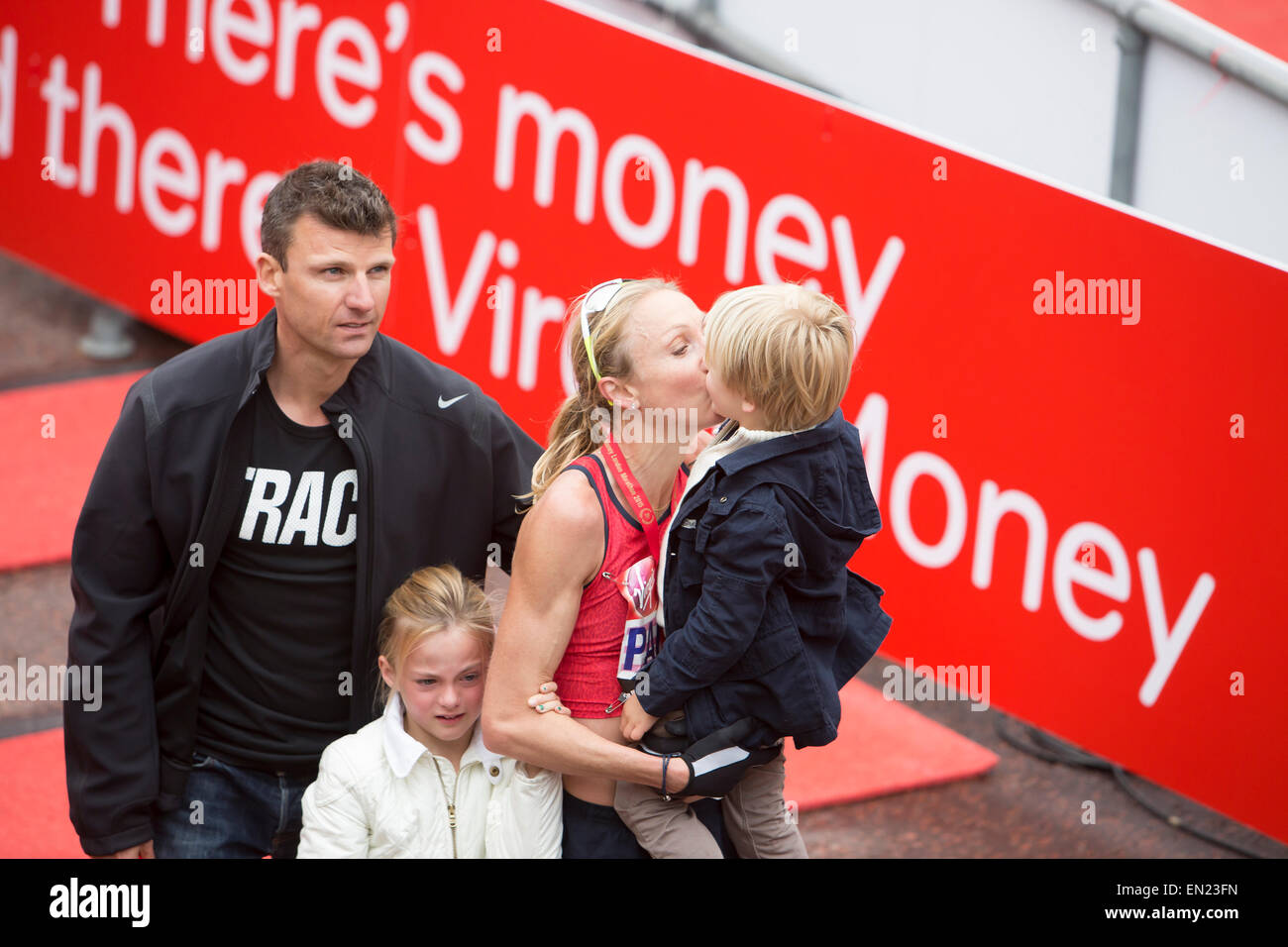 Paula Radcliffe finishes her last ever Virgin Money London Marathon ...