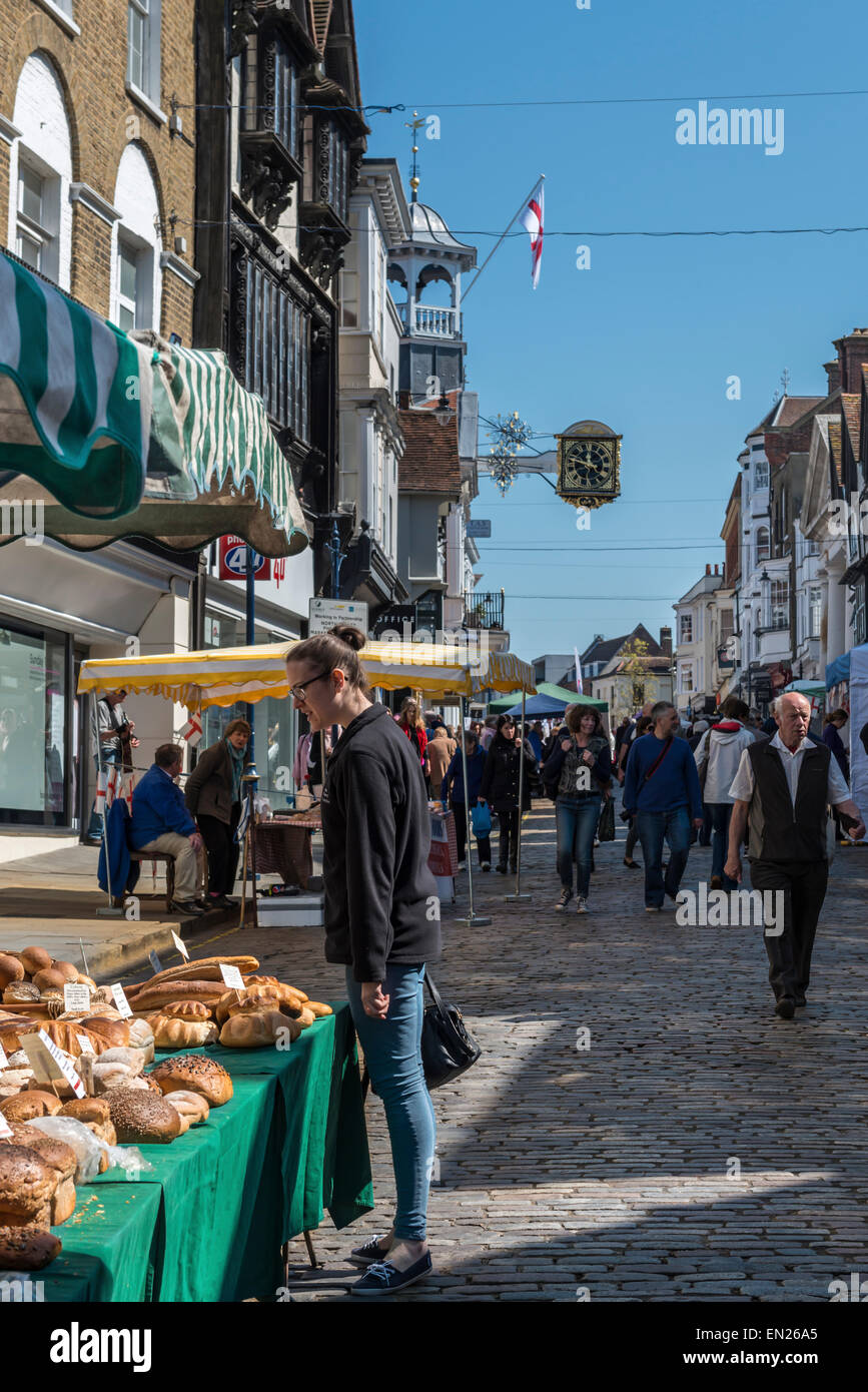 The regular monthly Farmers' Market on the cobbled Guildford High ...