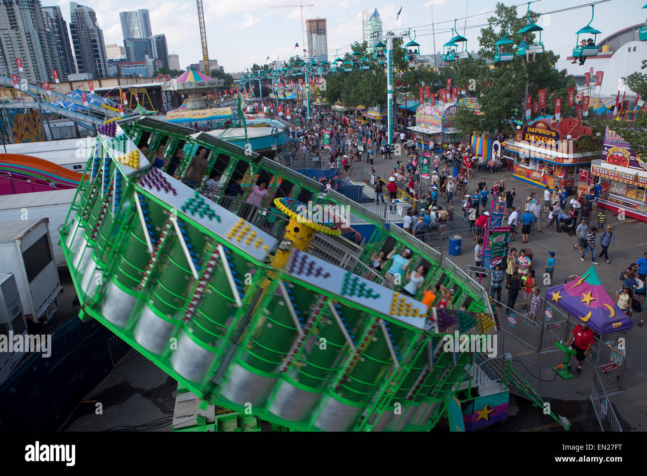 Stampede crowd people hi-res stock photography and images - Alamy