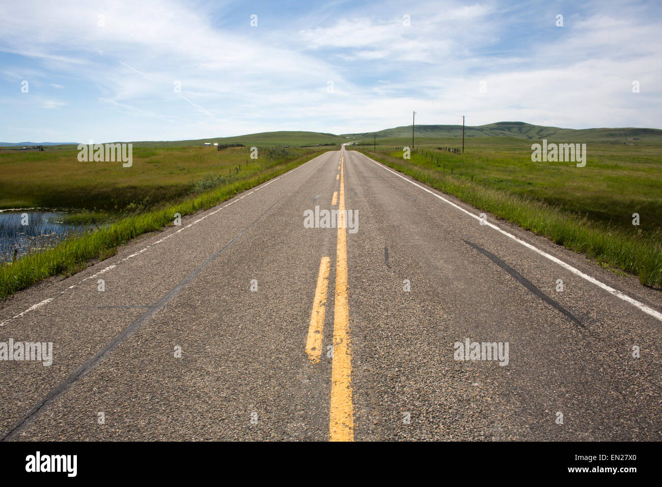 Road Divider Stock Photos & Road Divider Stock Images - Alamy