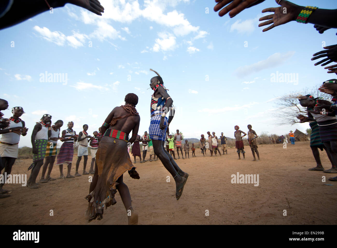 dance event at the Hamer tribe Stock Photo - Alamy