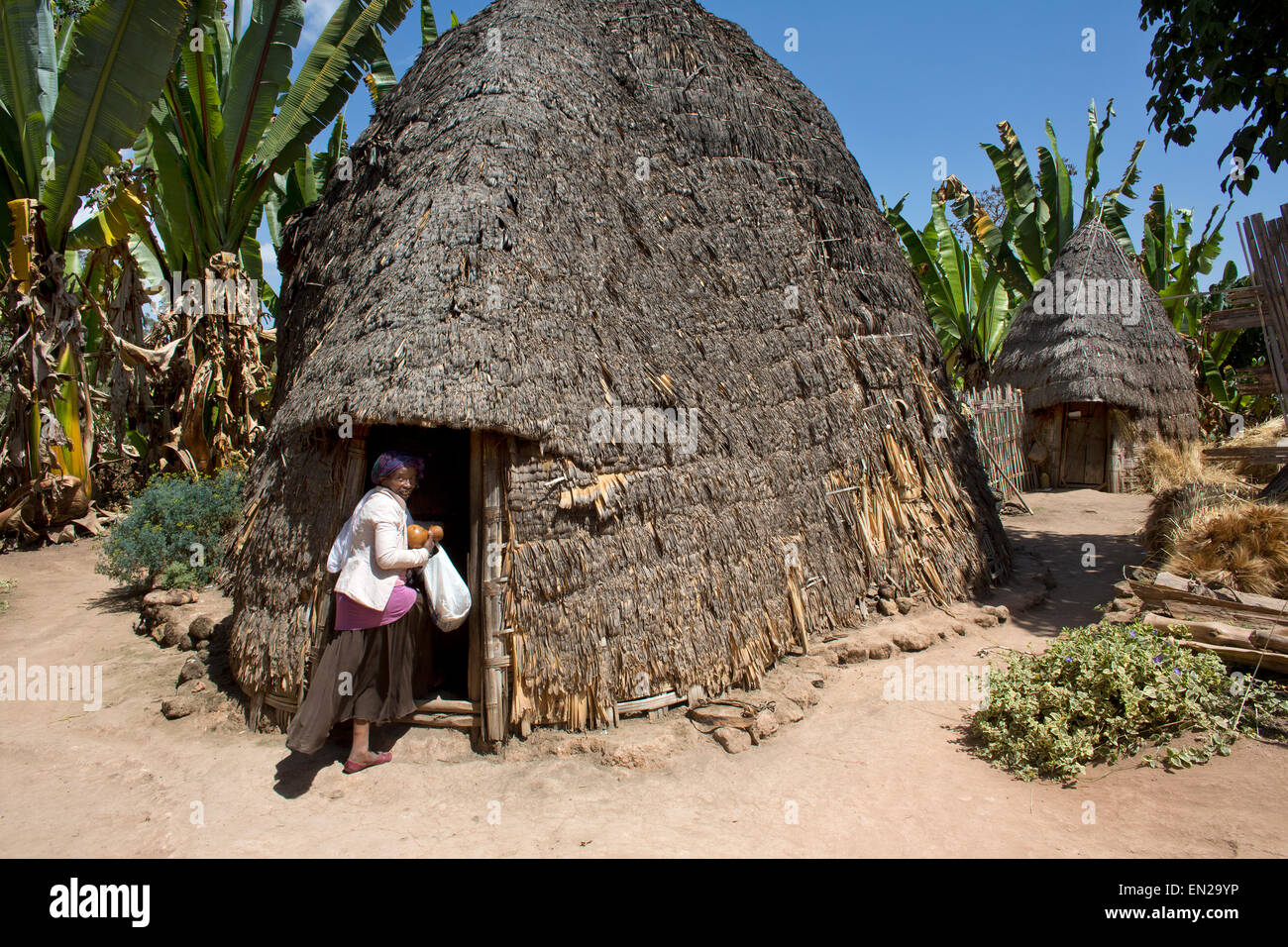 dorze tribe in Ethiopia Stock Photo - Alamy