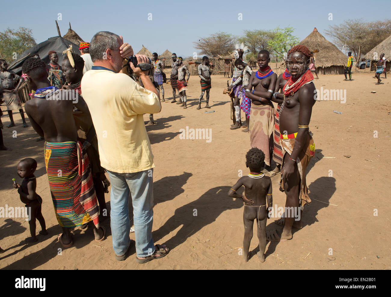 Karo tribe in Ethiopia Stock Photo - Alamy