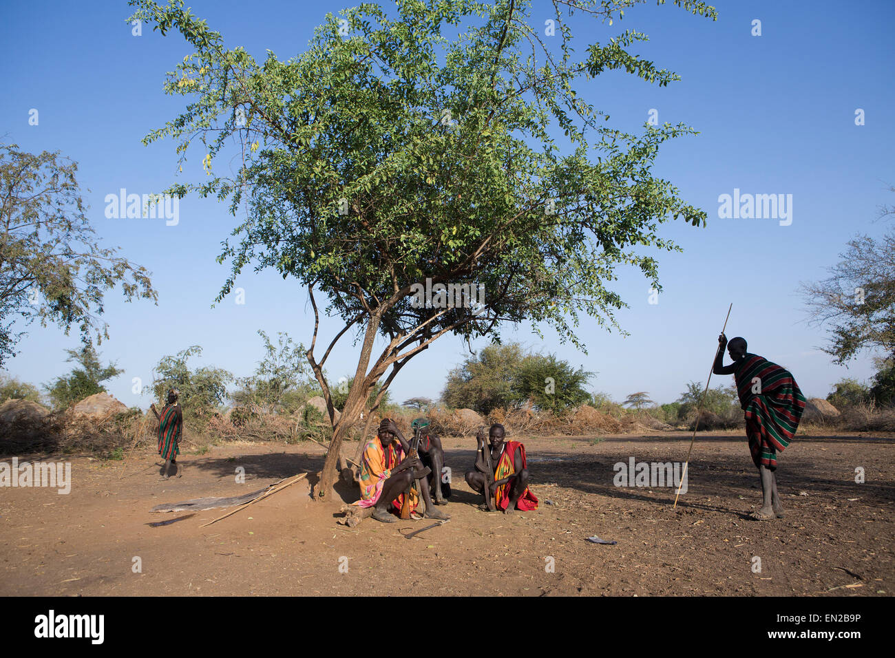 Mursi the mursi village house home hi-res stock photography and images ...