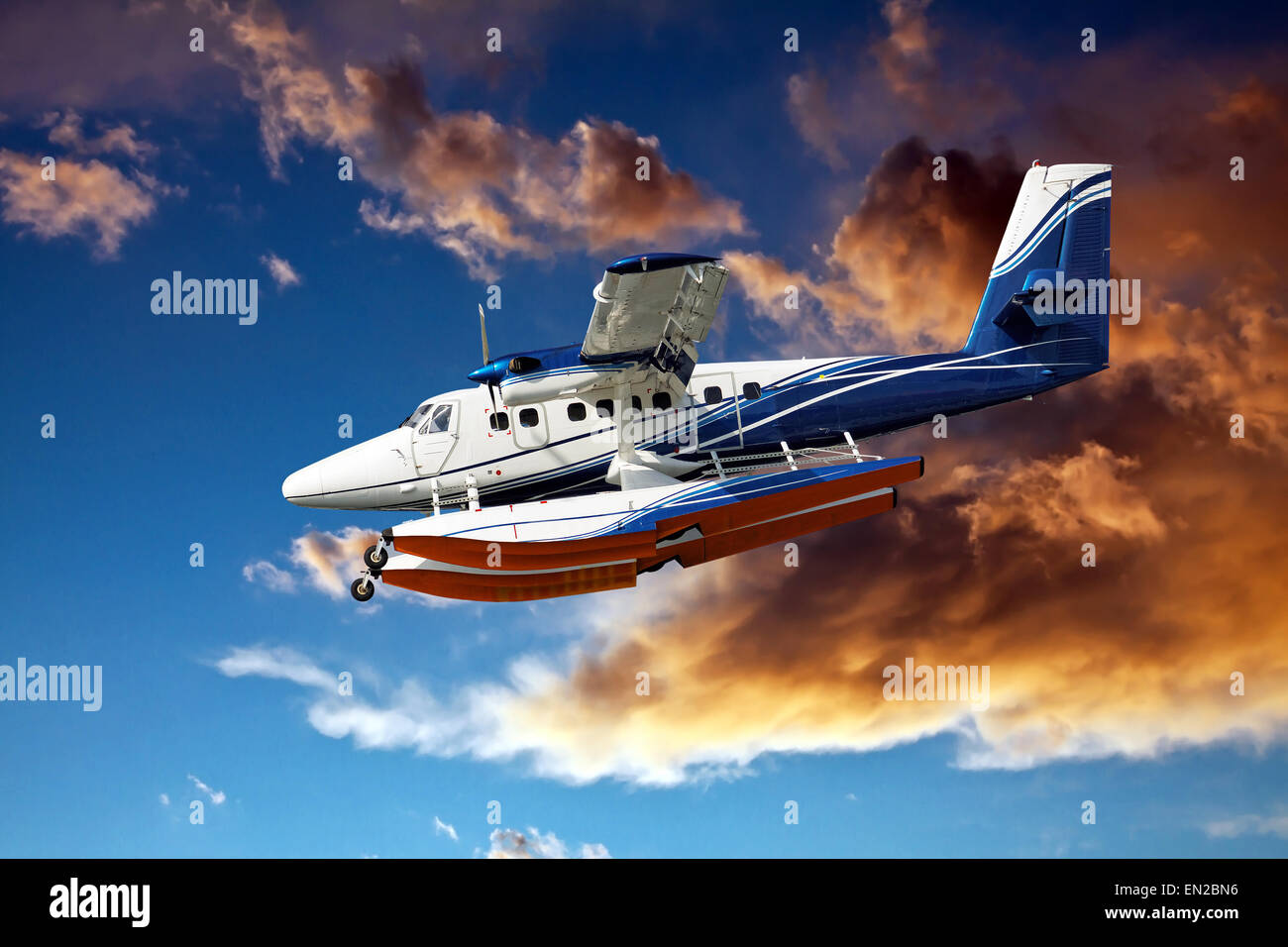 Seaplane landing hi-res stock photography and images - Alamy