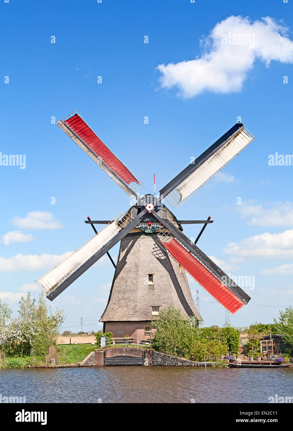 Ancient windmills near Kinderdijk, Netherlands Stock Photo - Alamy