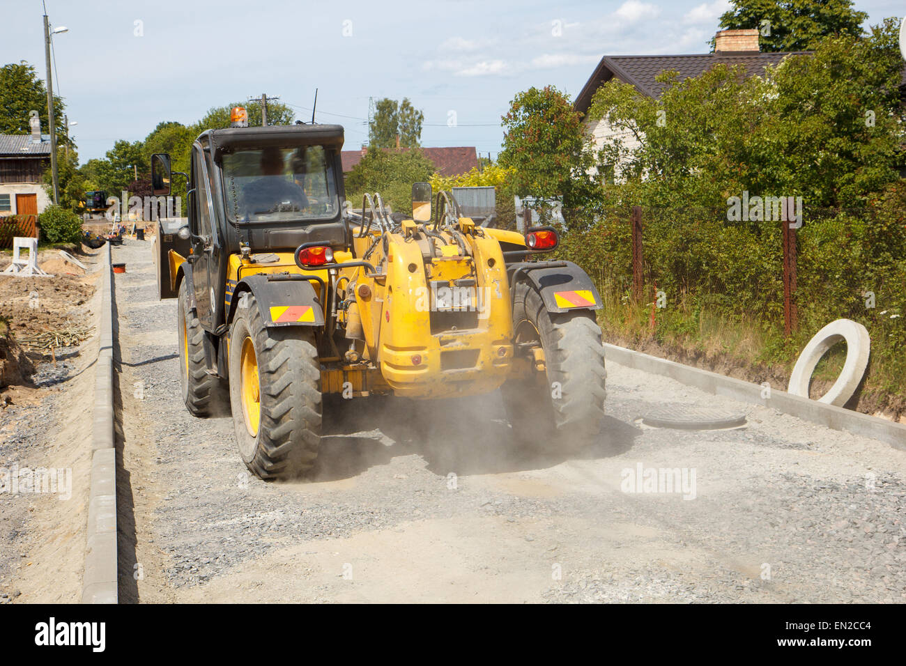Heavy road construction equipment hi-res stock photography and images ...
