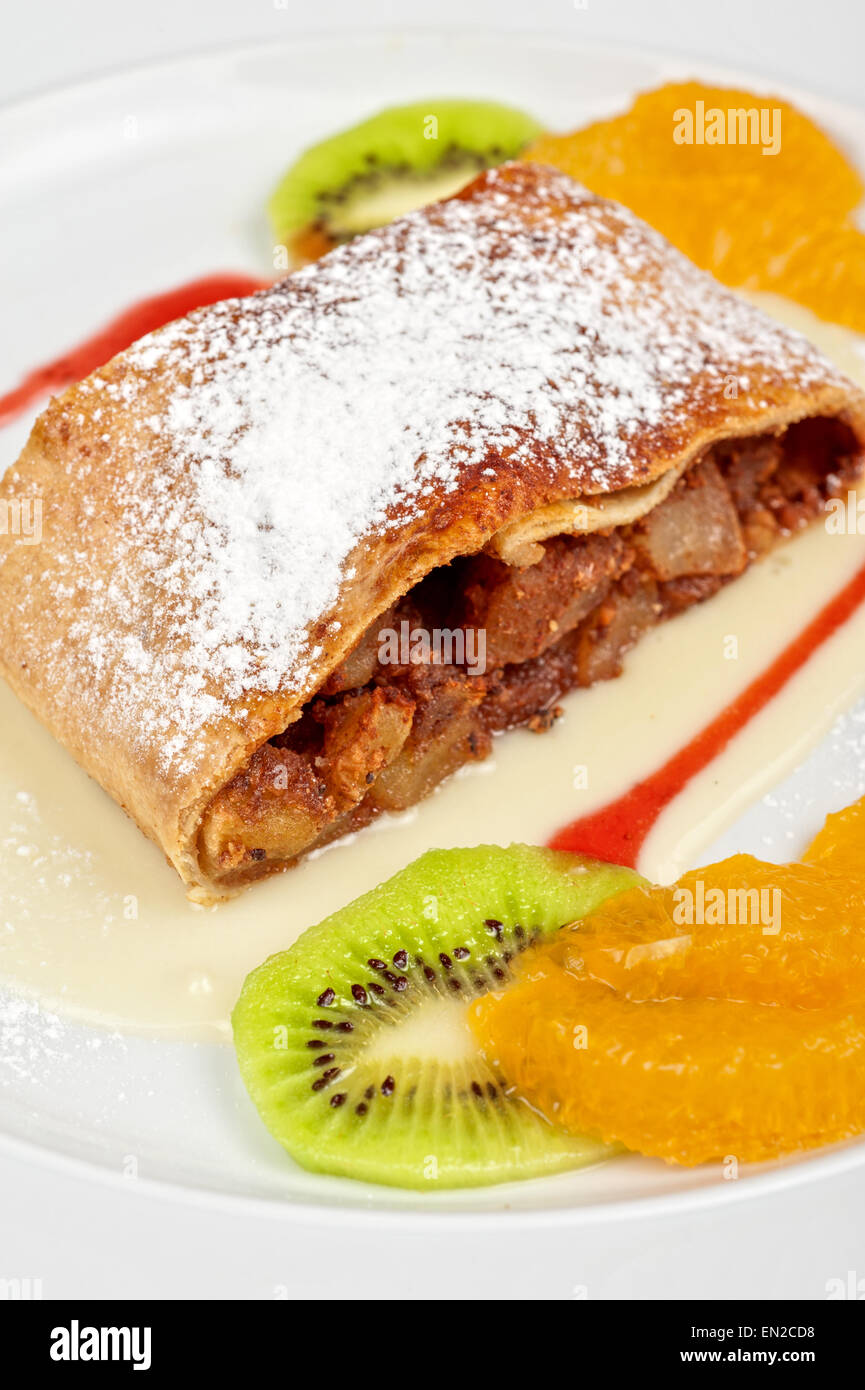 Strudel with fruits hi-res stock photography and images - Alamy